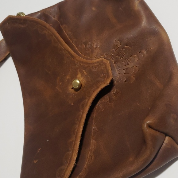 Hide & Hive | Bags | Hide Hive Convertible Fanny Pack To Cross Cheast ...